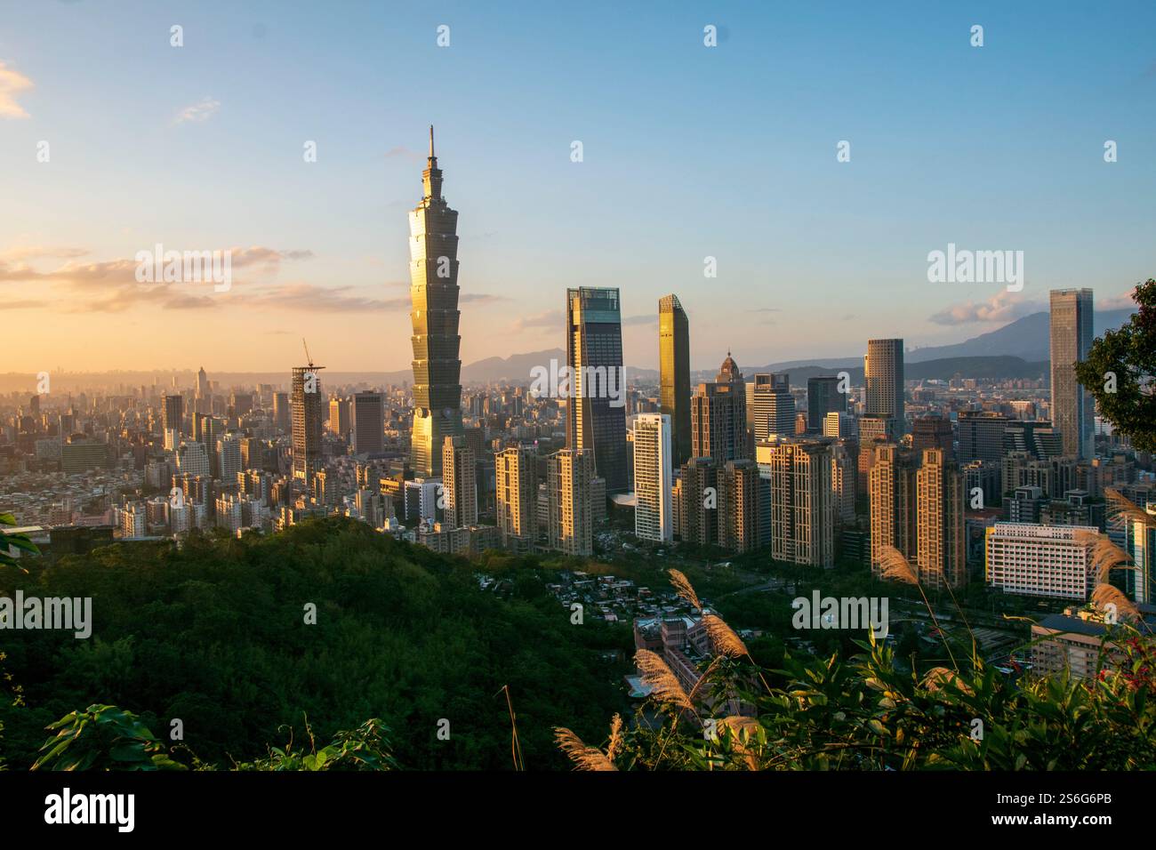 Taipei 101 is one of the many buildings that are perfectly visible in ...