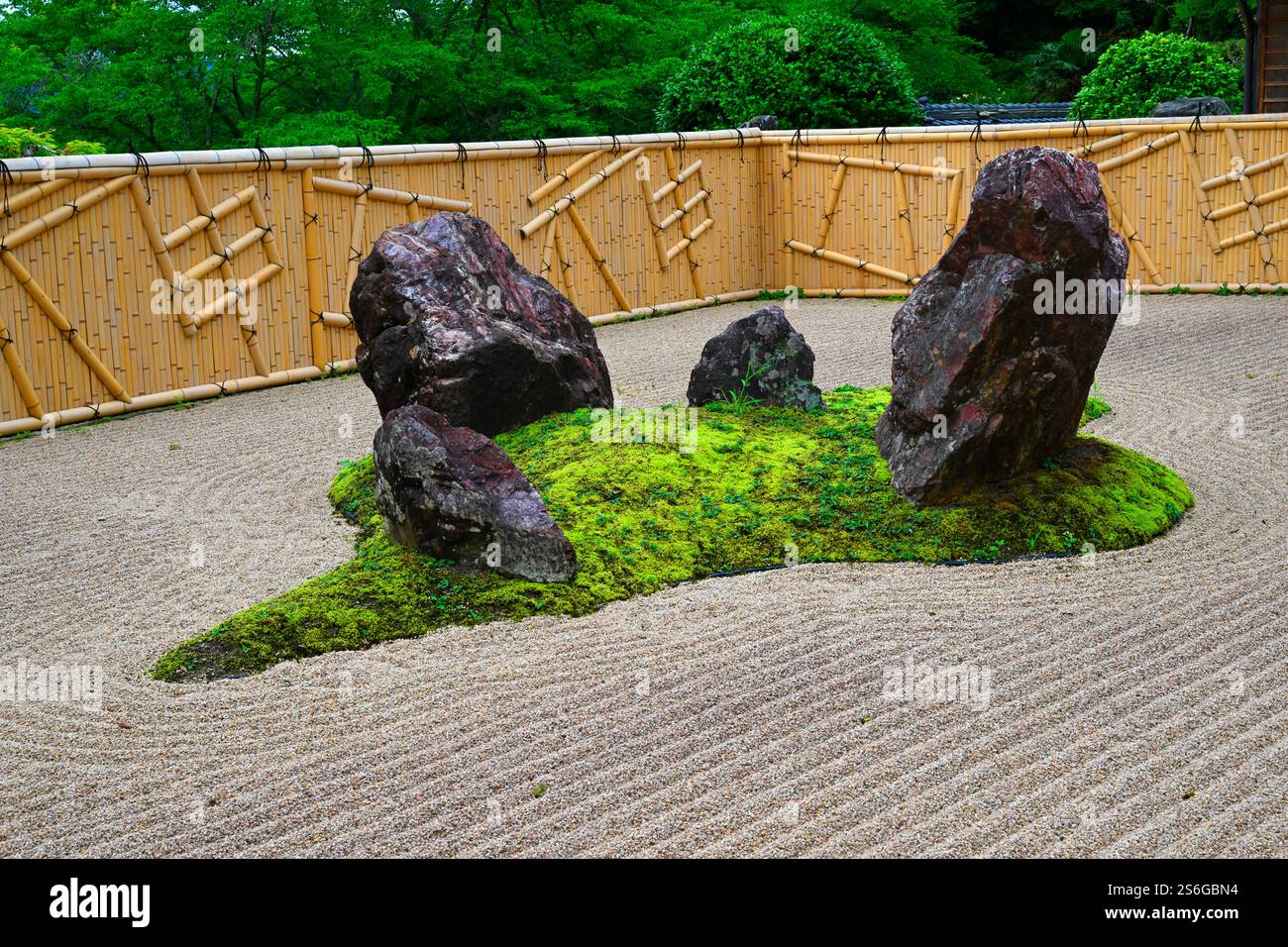 Sekizo-ji, a temple garden in Karesansui style by Shigemori Mirei in ...