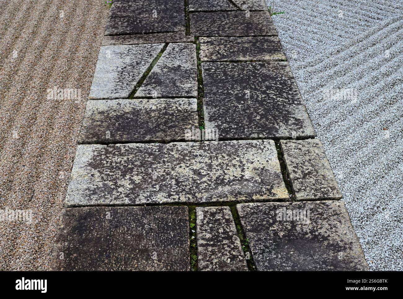 Sekizo-ji, a temple garden in Karesansui style by Shigemori Mirei in ...