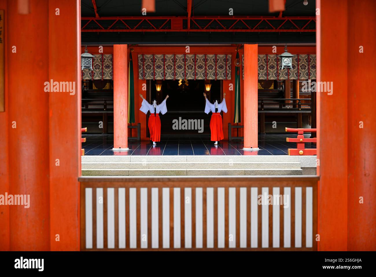Heian jingu shrine in Kyoto, Japan. Shinto temple with Priests Stock ...