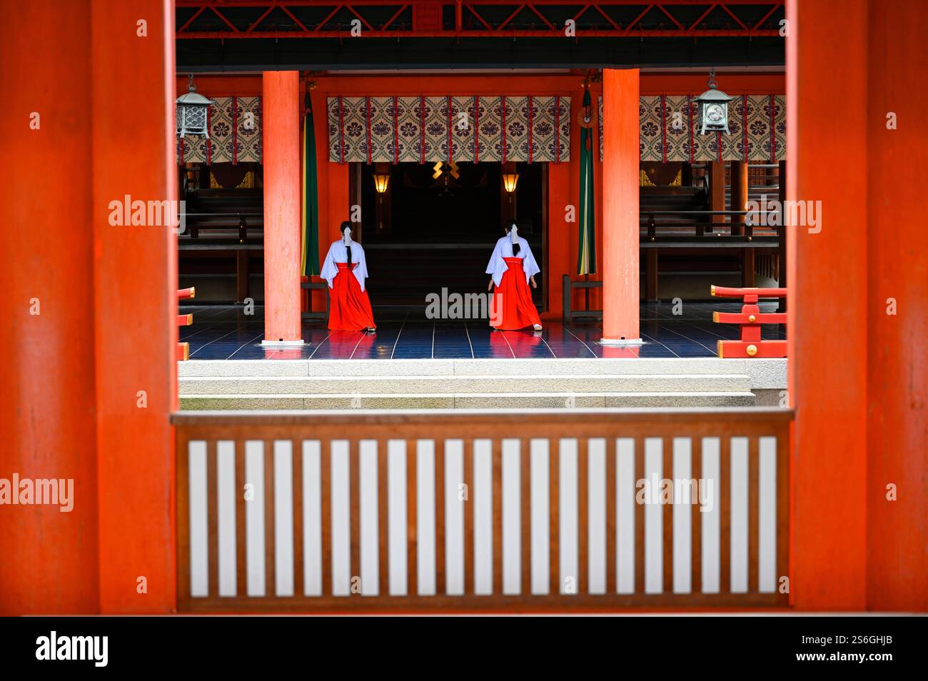 Heian jingu shrine in Kyoto, Japan. Shinto temple with Priests Stock ...