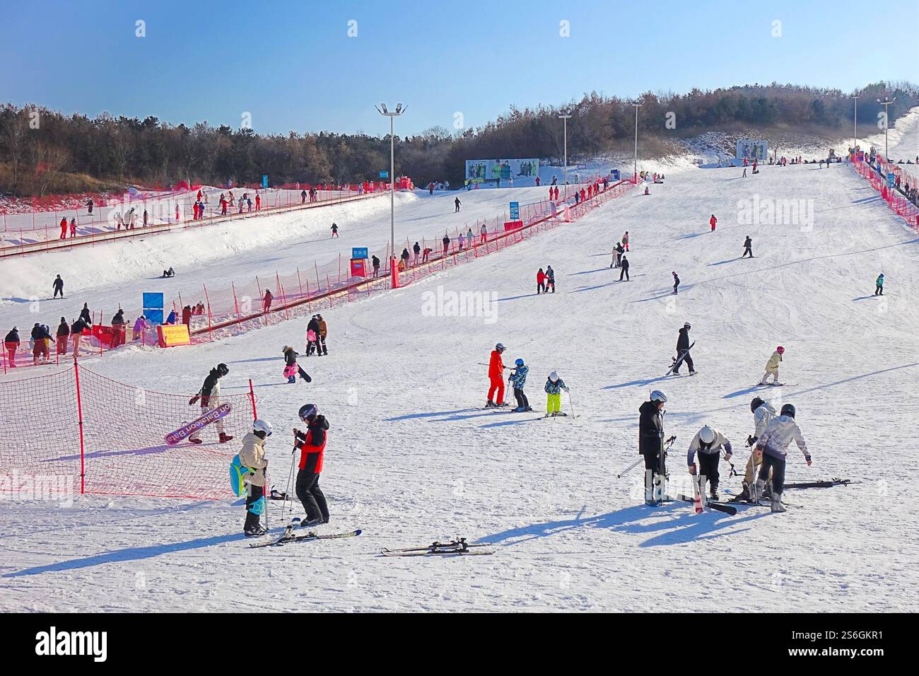Tourists experience skiing in Qingdao City, east China's Shandong ...