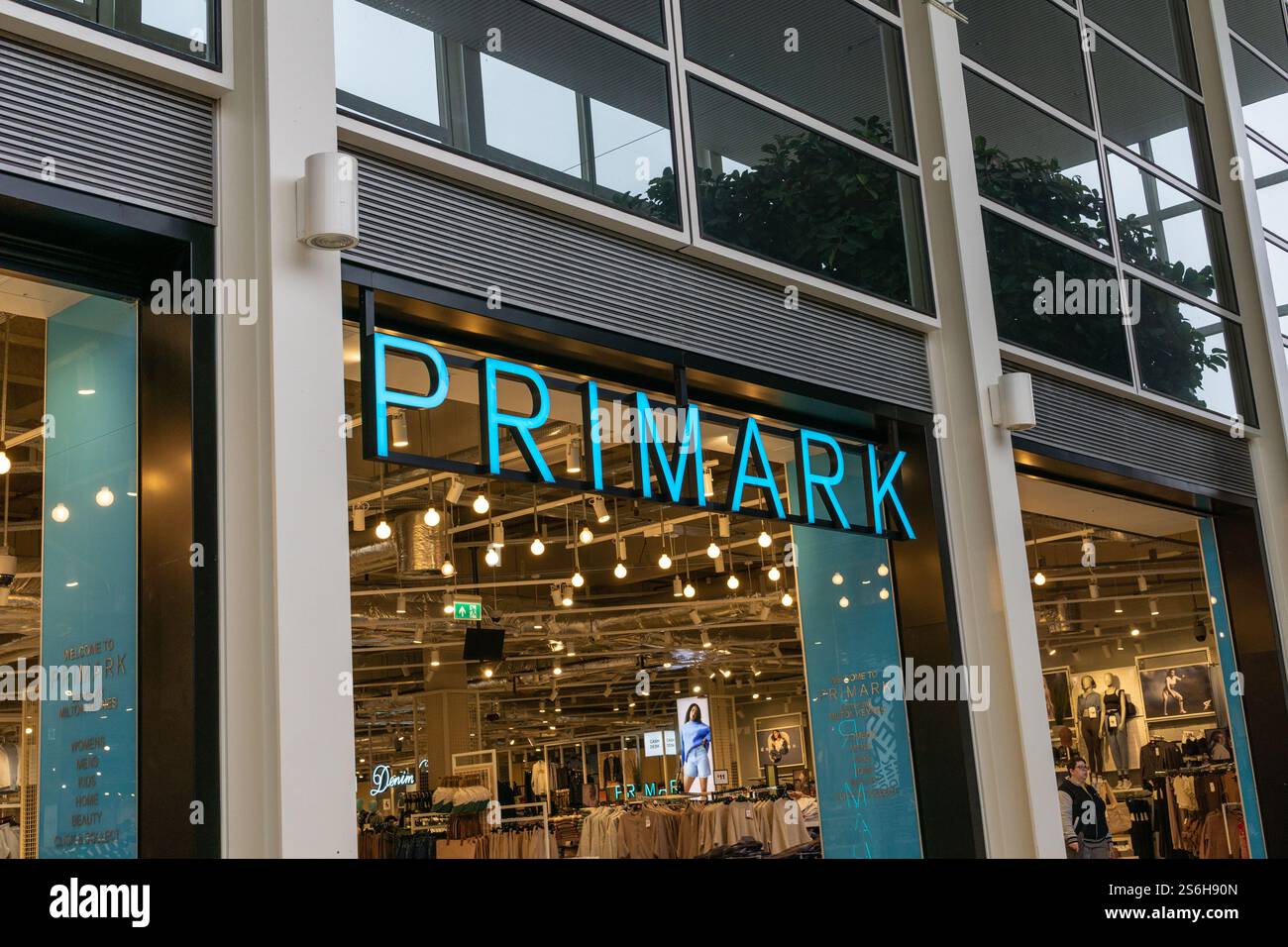 Signage for the Primark fashion clothing store, Centre MK shopping ...