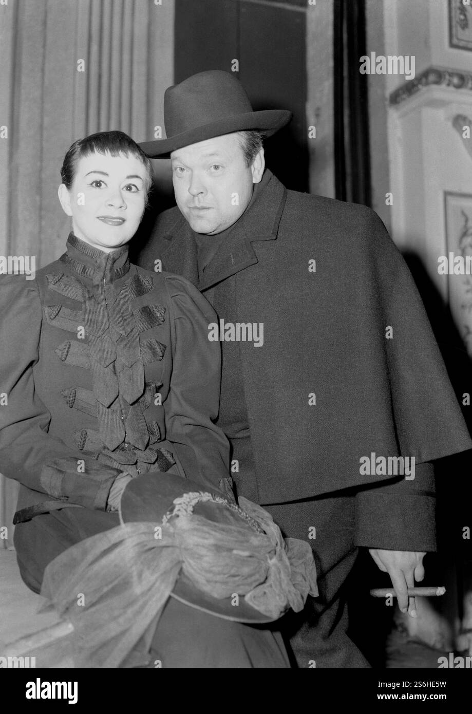 FILE - Orson Welles and Joan Plowright during rehearsals to play the ...