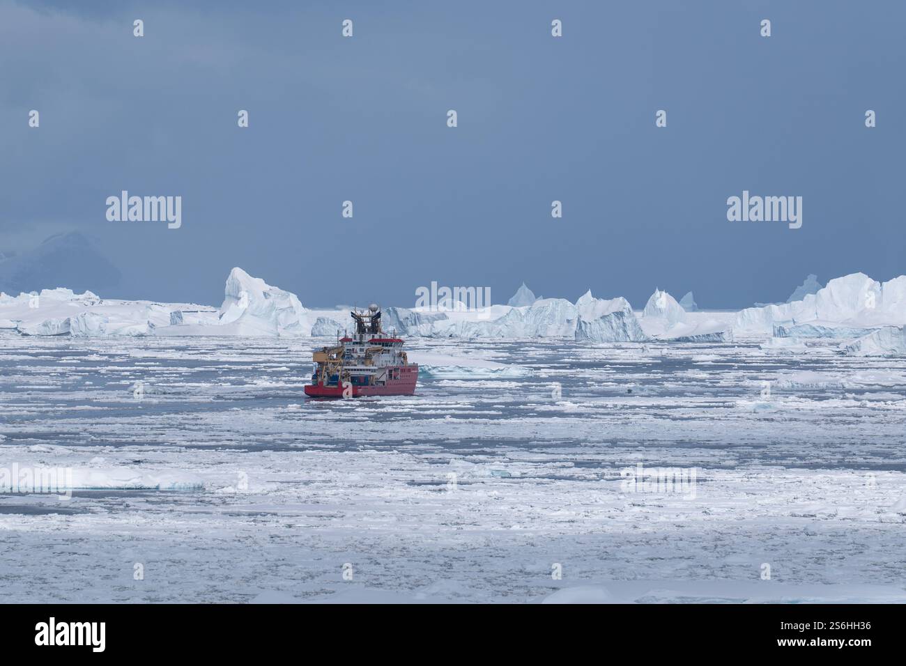 Icebreaker ship in the Southern Ocean. Antarctica Stock Photo - Alamy