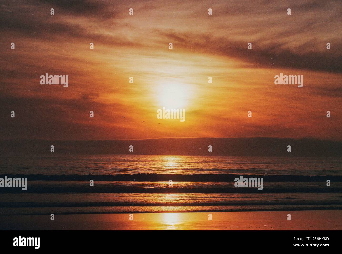 Vibrant beach scene sunset hi-res stock photography and images - Alamy