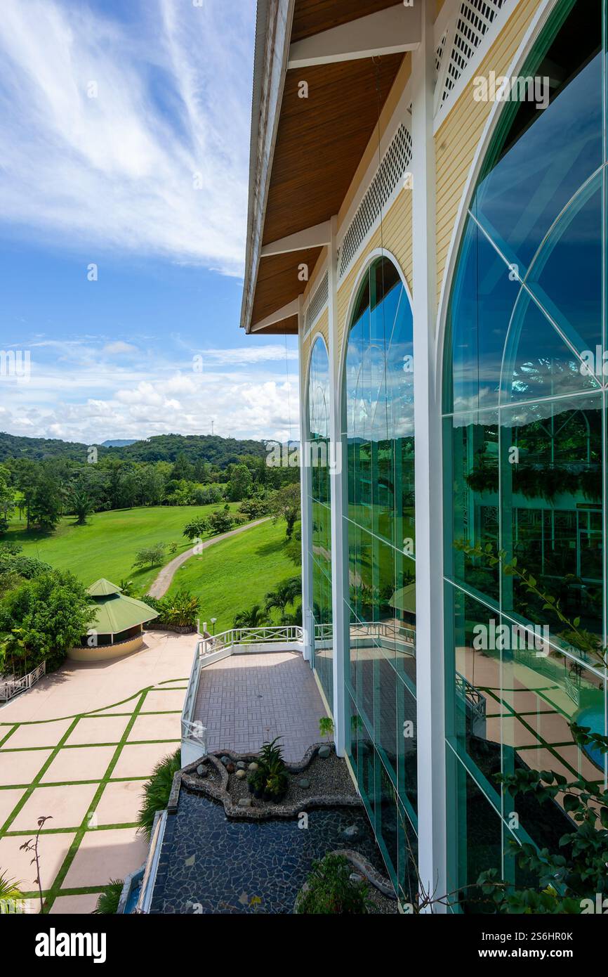 Parque natural metropolitano, panamá hi-res stock photography and ...