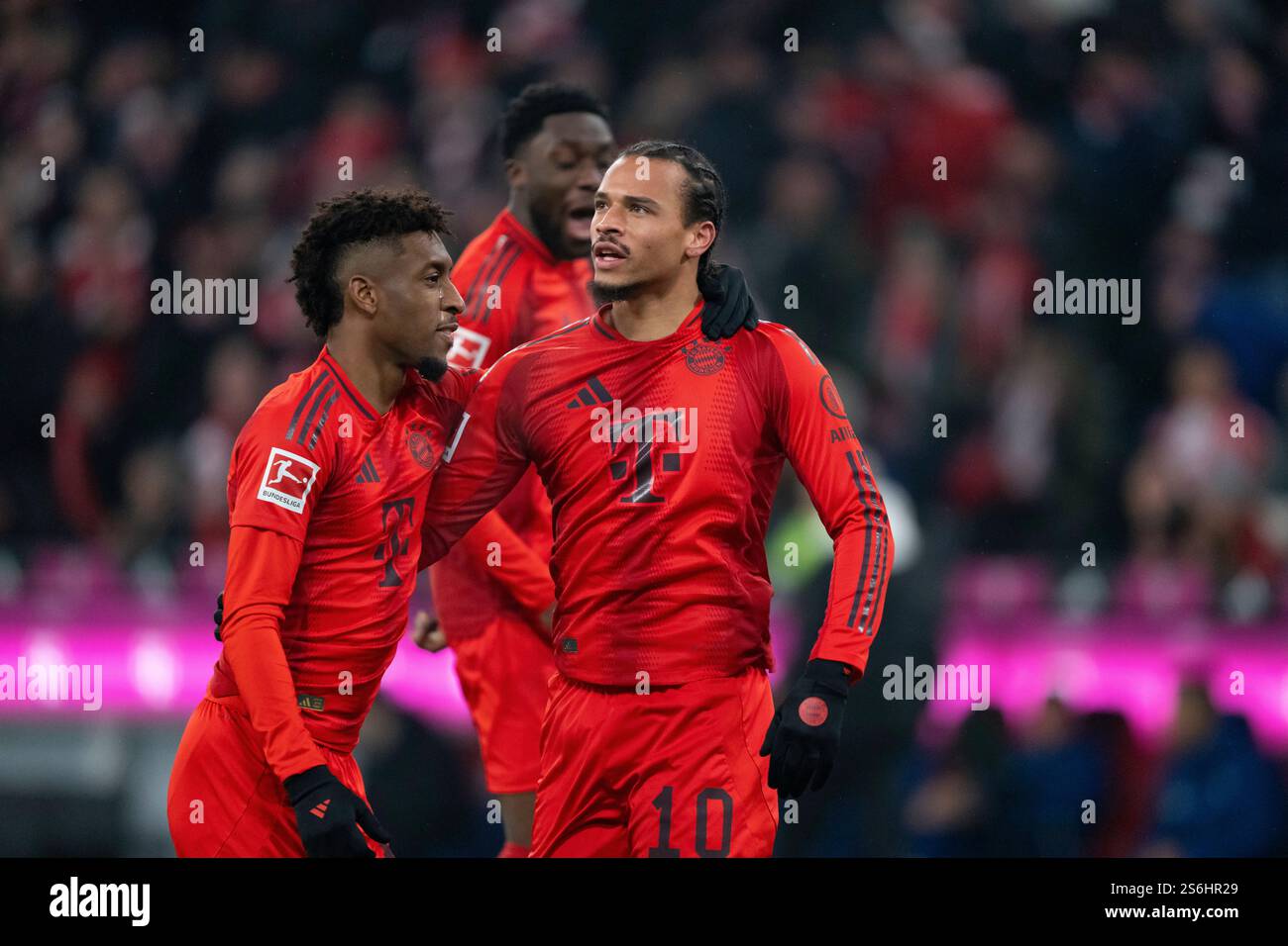 Leroy SANE, FCB 10 celebrates his goal, happy, laugh, celebration, 1-0 ...