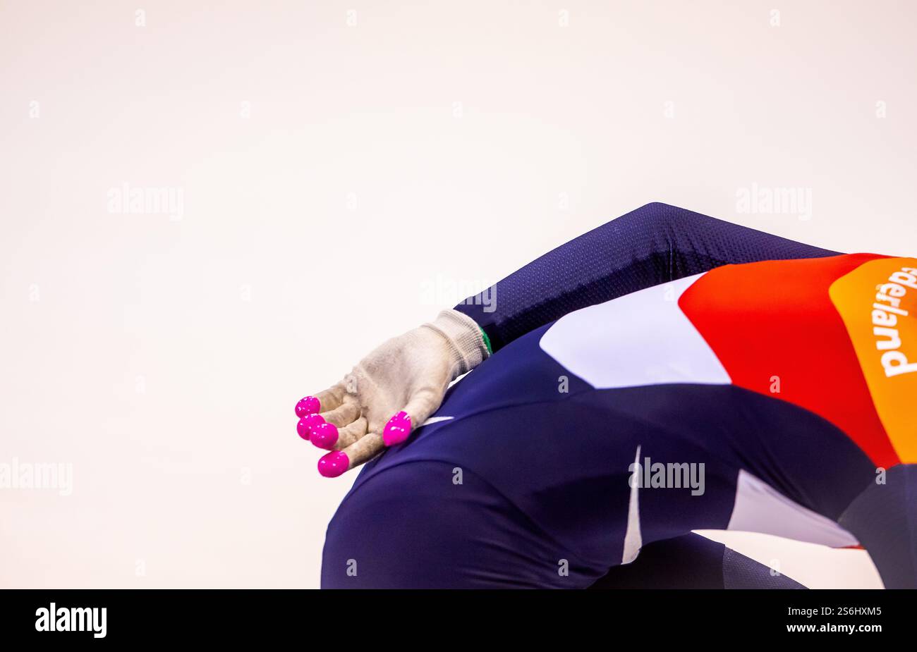 DRESDEN - 17/01/2025, Zoe Deltrap in action during the heats 500 meters ...