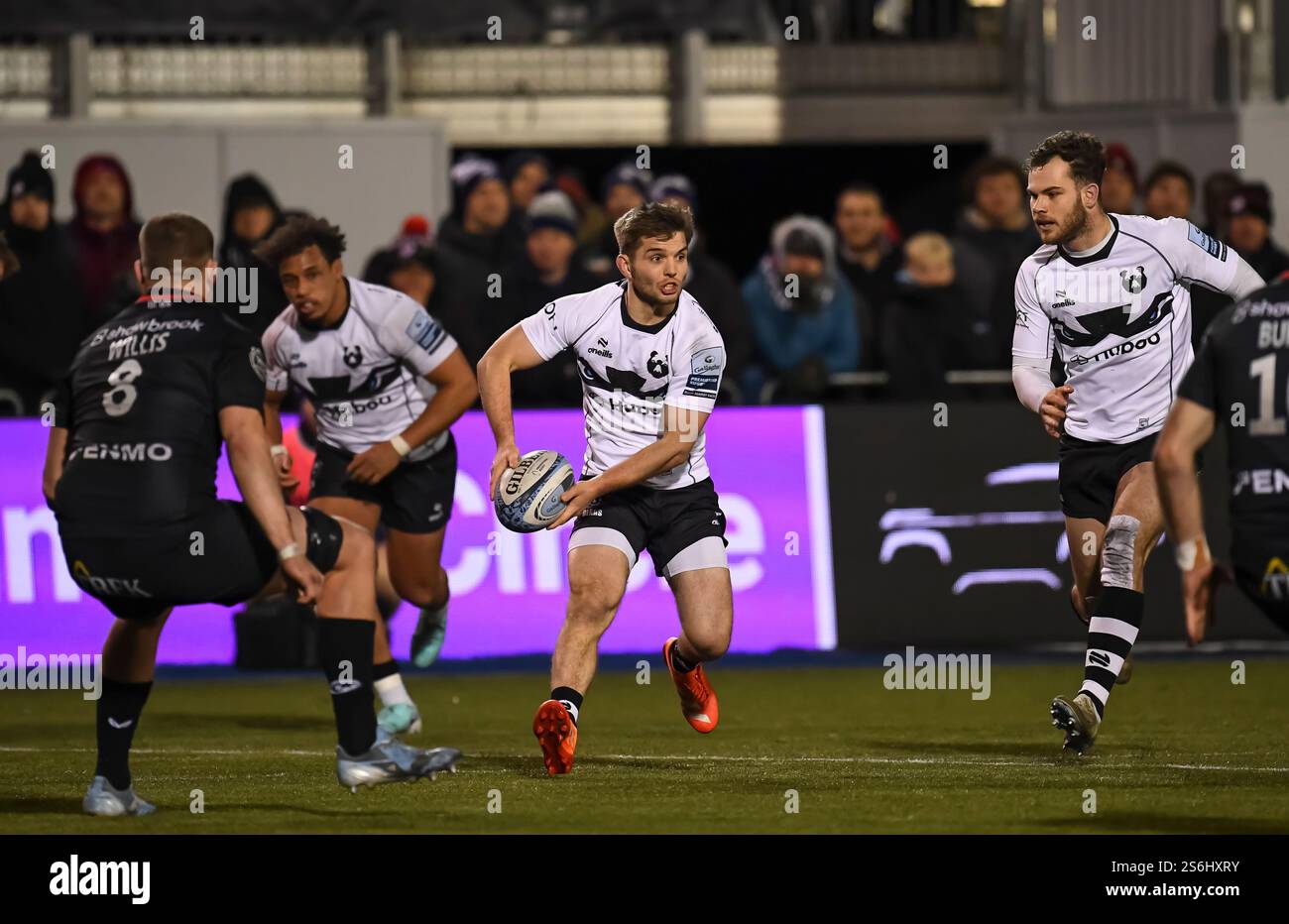 Harry Randall of Bristol Bears in action during the Gallagher ...