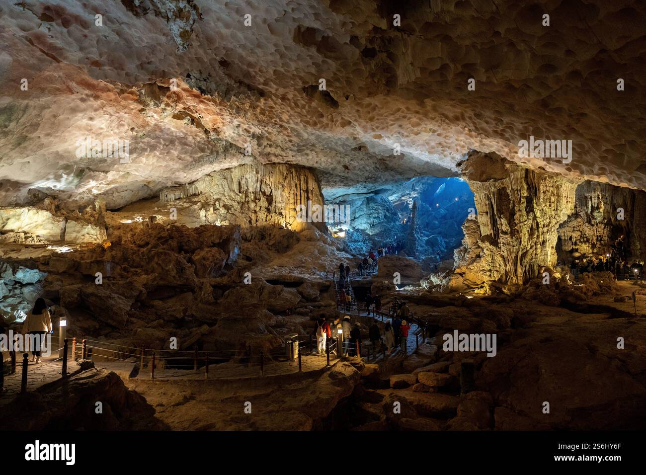 The massive Hang Sung Sot cave of the Halong Bay in Vietnam Asia Stock Photo - Alamy