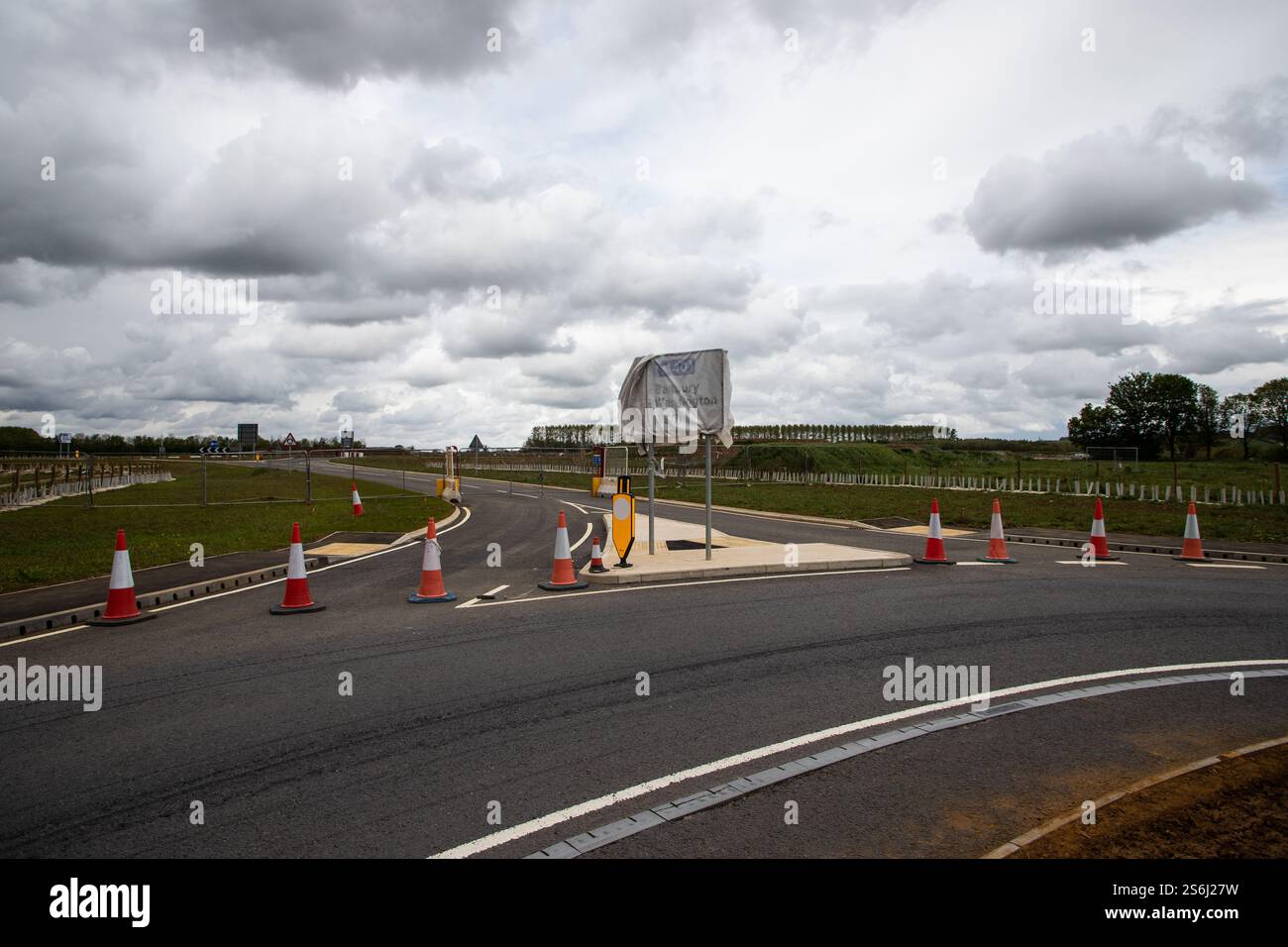 High Speed 2 Crossing Point Through The British Countryside Stock Photo ...