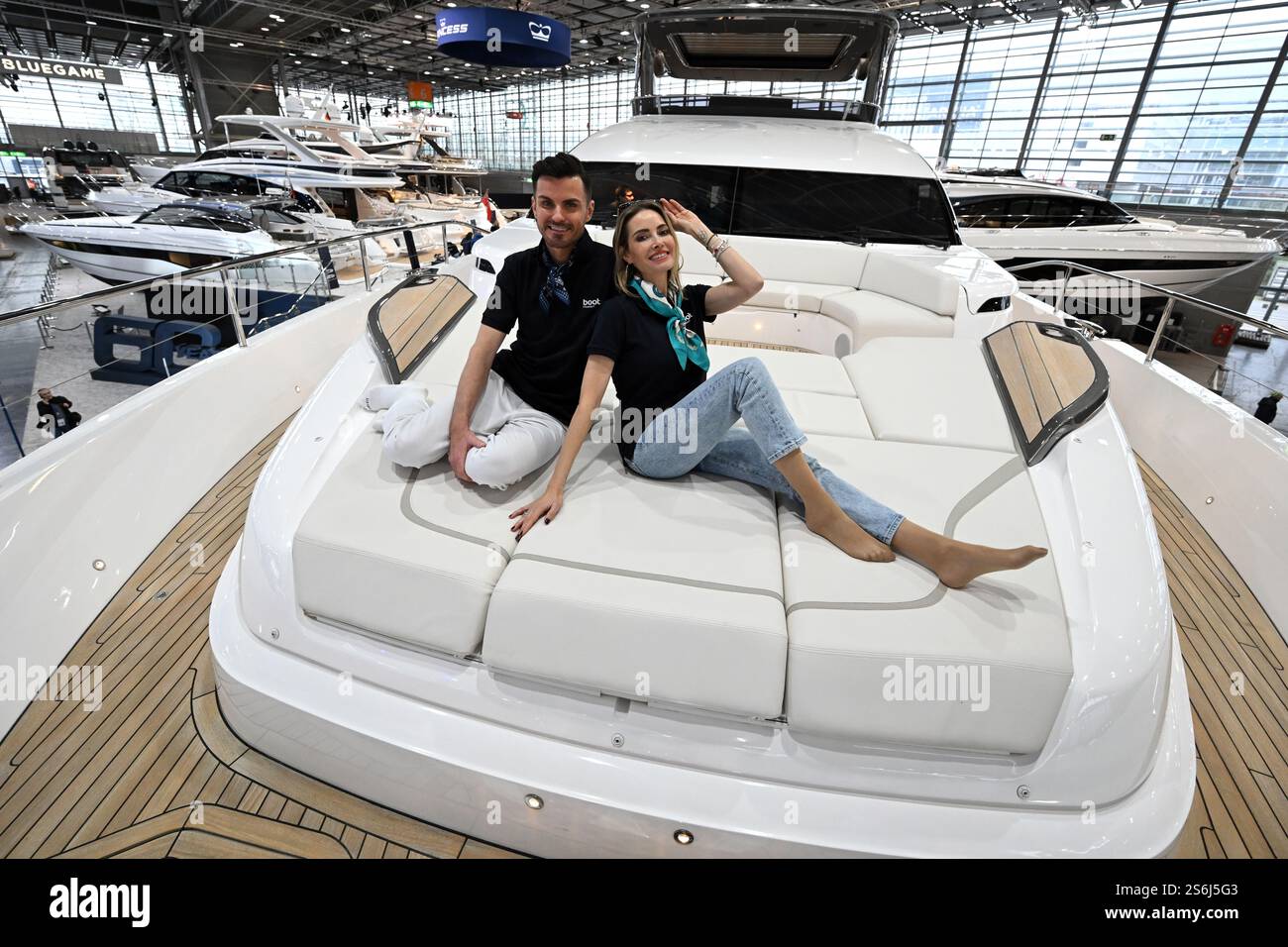 Duesseldorf, Germany. 17th Jan, 2025. Models Sarah Valentina Winkhaus ...