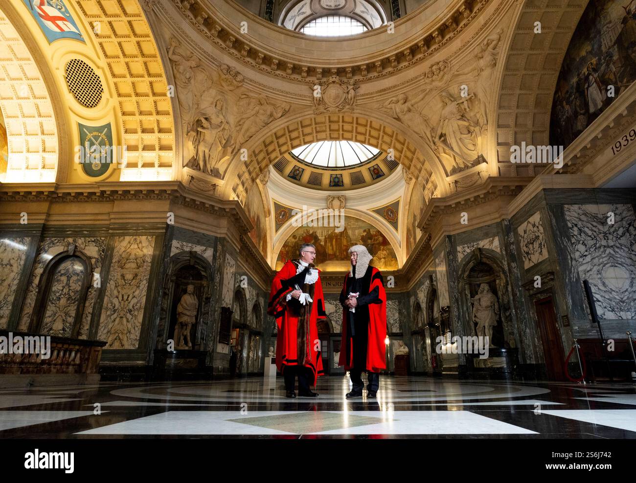 Lord Mayor of the City of London Alastair King (left) and the Central ...