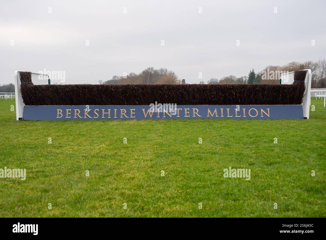 Windsor, Berkshire, UK. 17th January, 2025. The track is ready for the ...