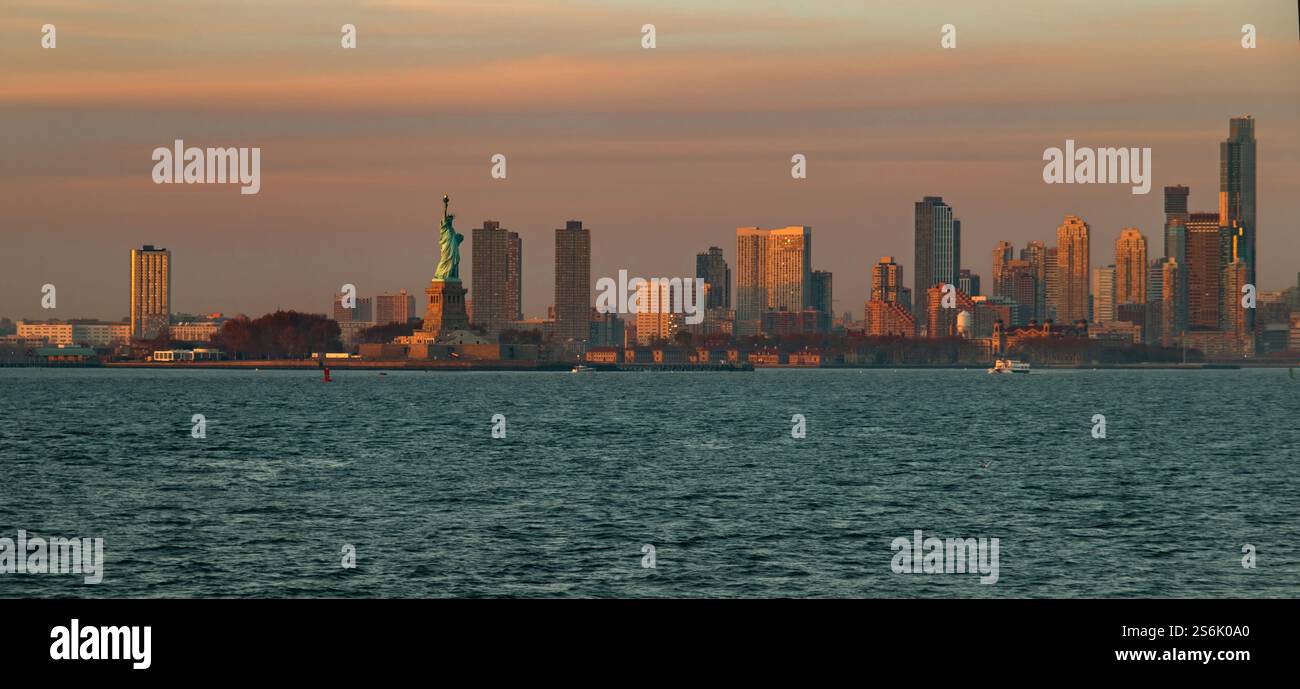 World Trade Center skyline. One World Trade Center. WTC memorial. New ...
