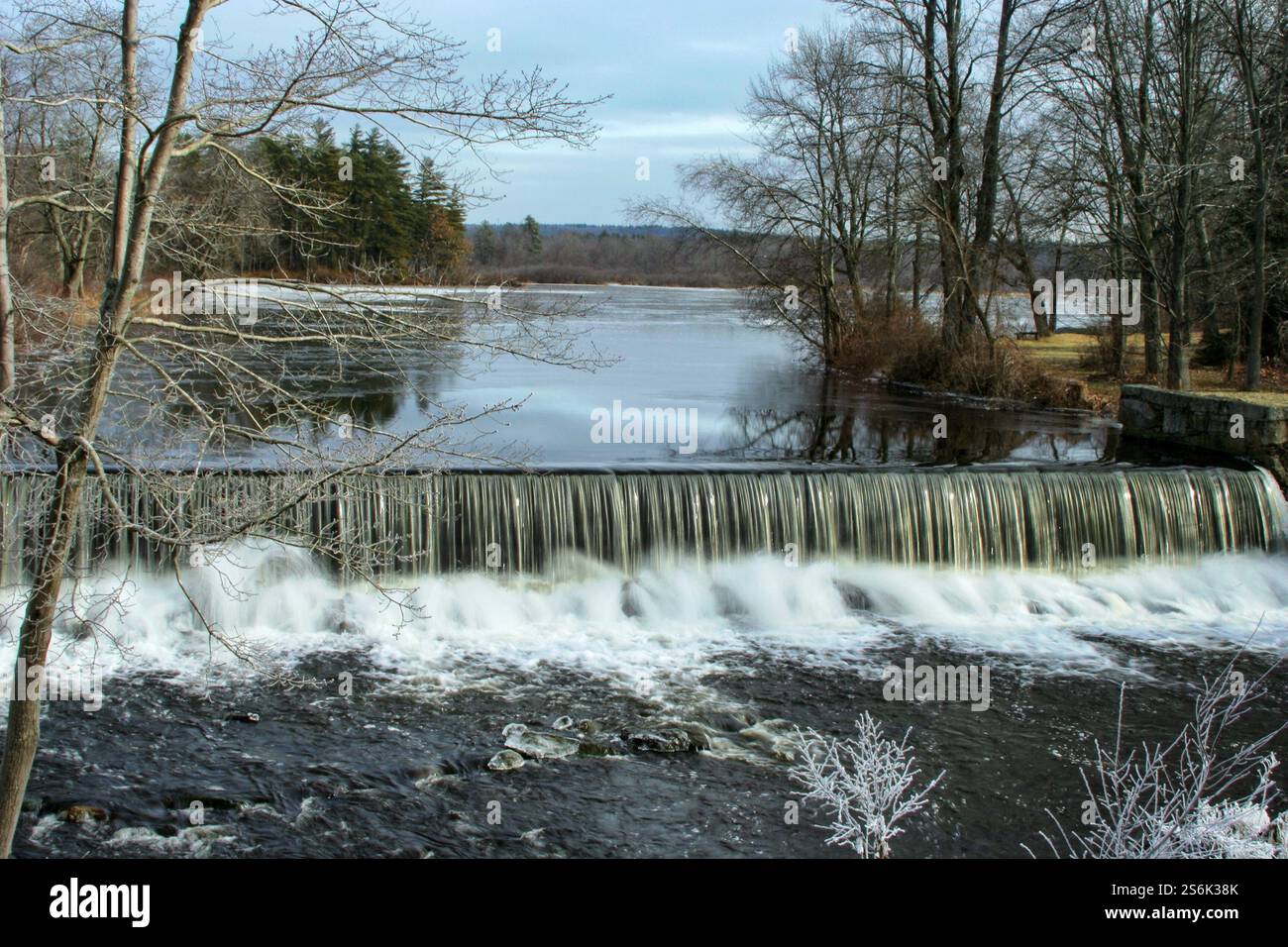 Rural water body hi-res stock photography and images - Alamy