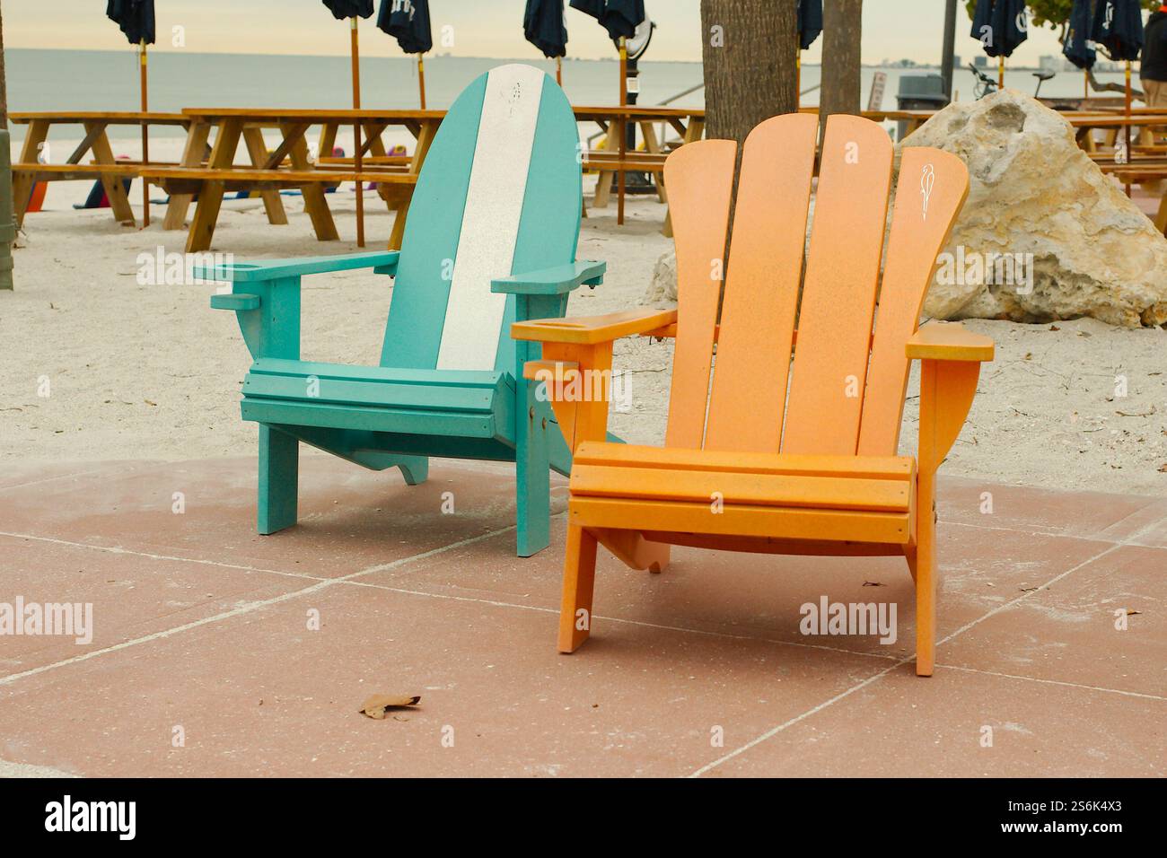 Two chairs facing away hi-res stock photography and images - Alamy