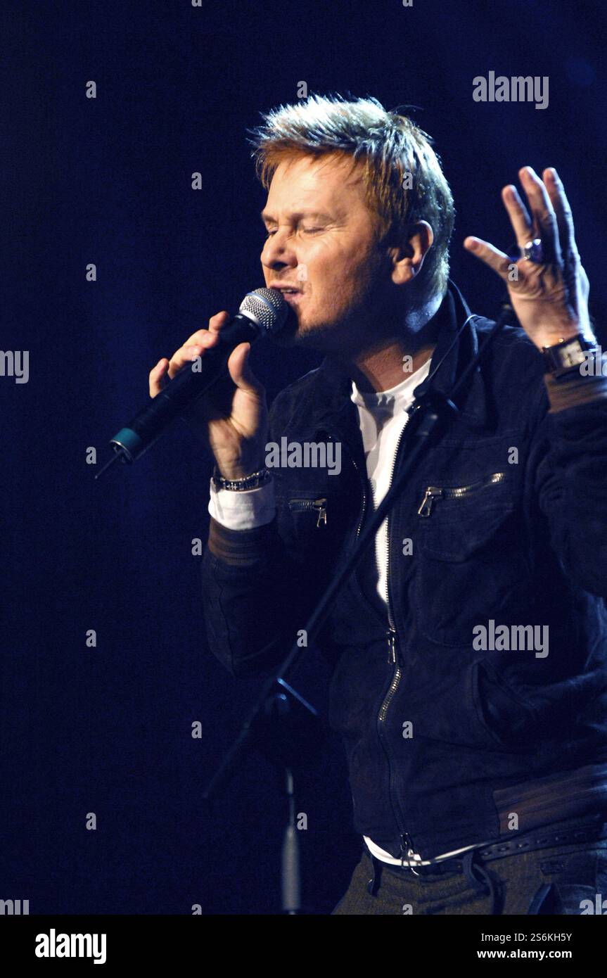 Milan Italy 25/03/2007: Ron , Italian singer, during the live concert ...