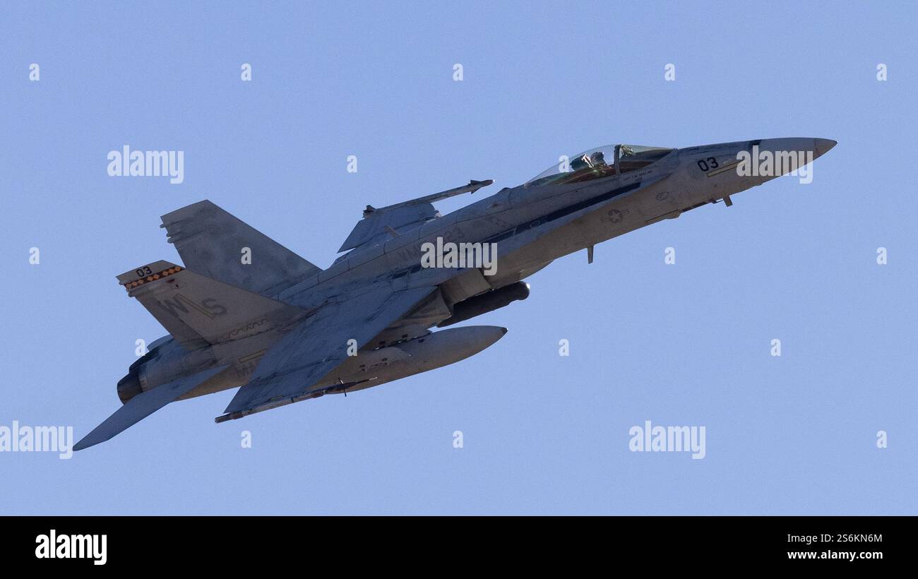 An F/A-18 Hornet assigned to Marine Fighter Attack Squadron (VMFA) 323 ...
