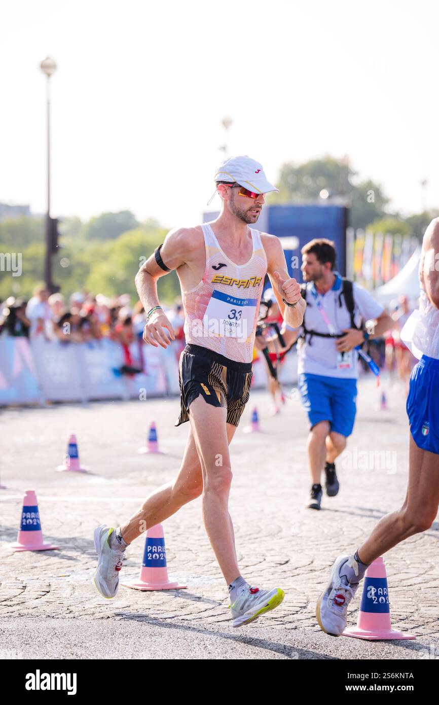 Álvaro Martín participating in the 20 Kilometer Race Walk at the Paris ...