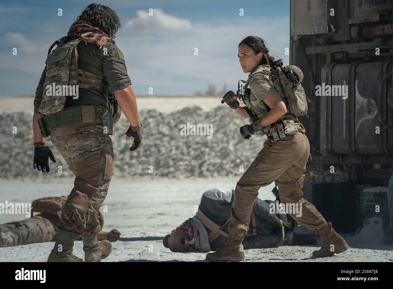 Trigger Warning Jessica Alba Stock Photo - Alamy