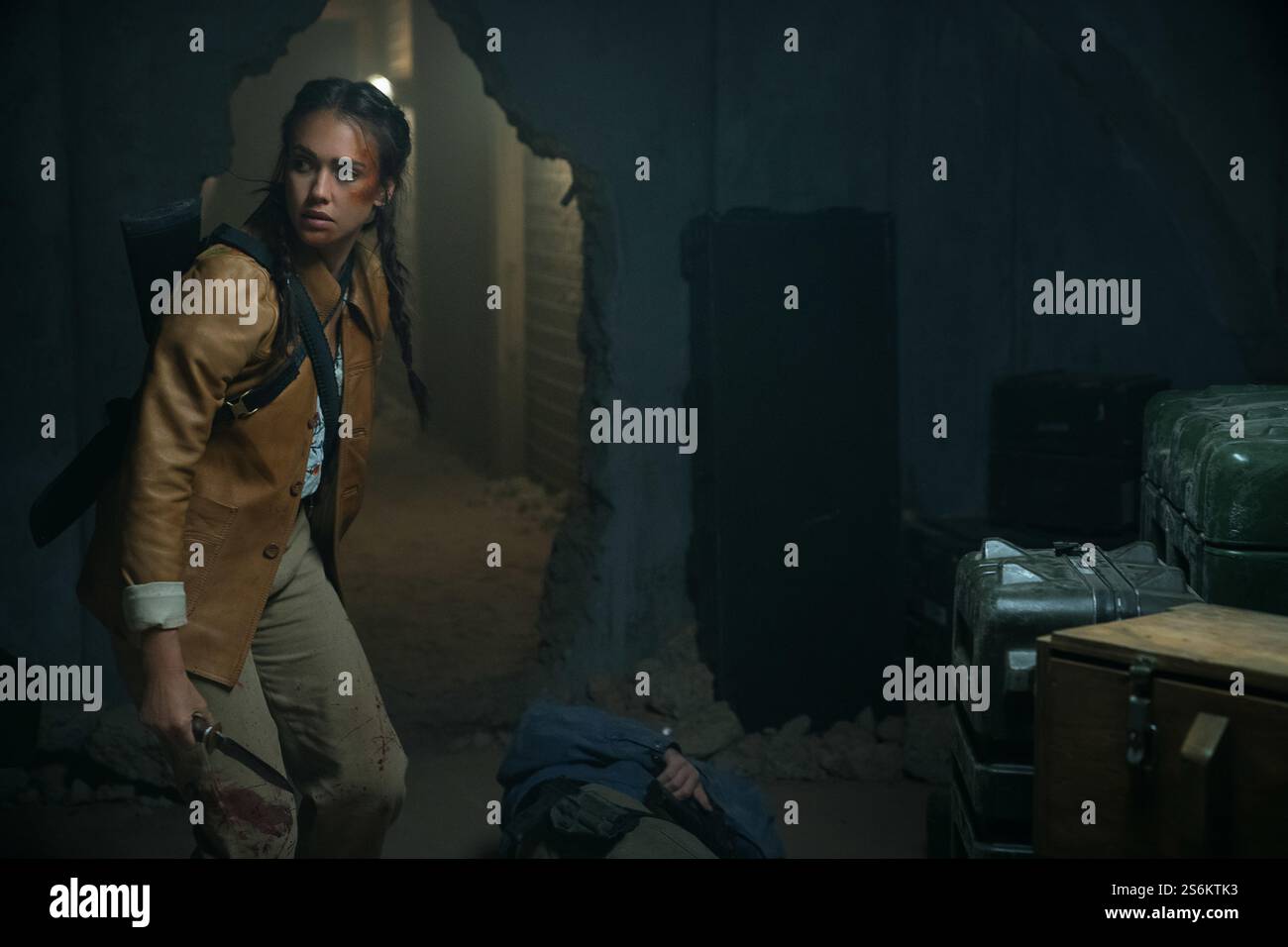 Trigger Warning Jessica Alba Stock Photo - Alamy