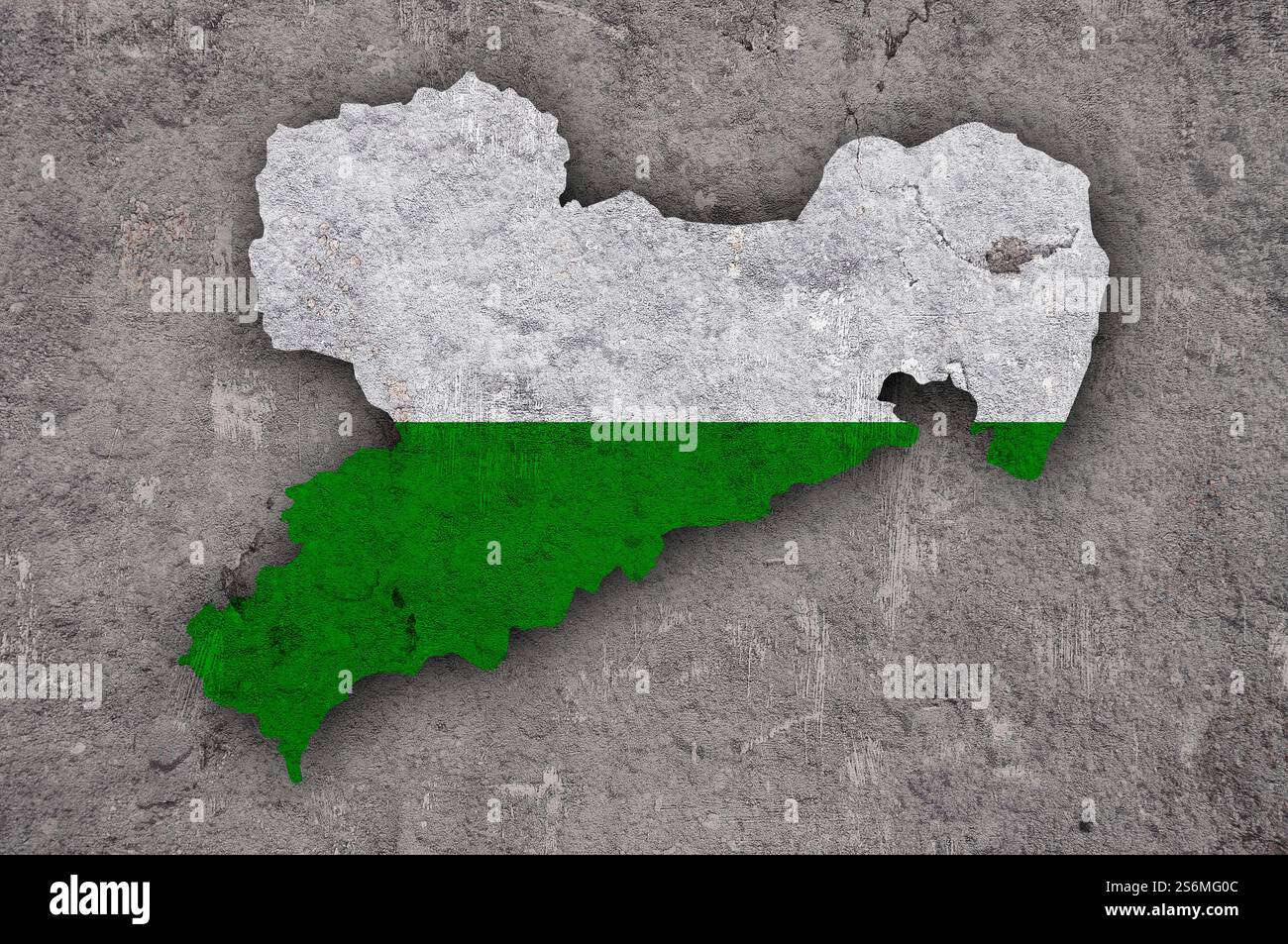 Map and flag of Saxony on weathered concrete Stock Photo - Alamy