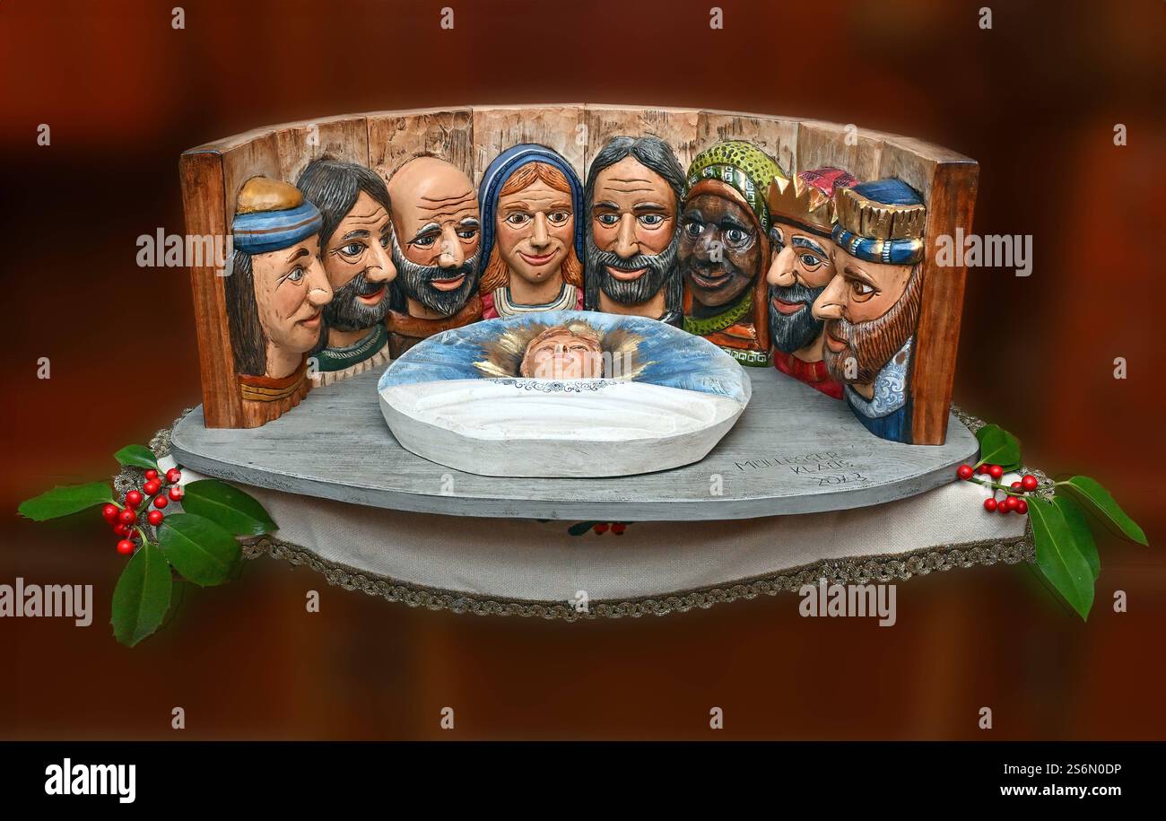 Blockkrippen des Krippenschnitzers Klaus Müllegger aus Rindbach in Ebensee, am Traunsee, im ...