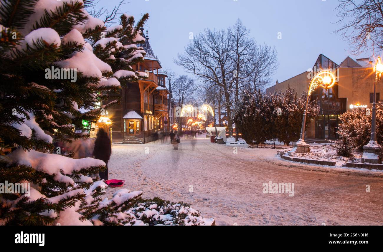famous Krupowki street in winter in Zakopane Poland Stock Photo - Alamy