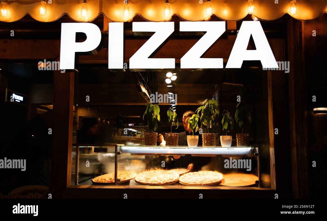 Pizza vector art hi-res stock photography and images - Alamy