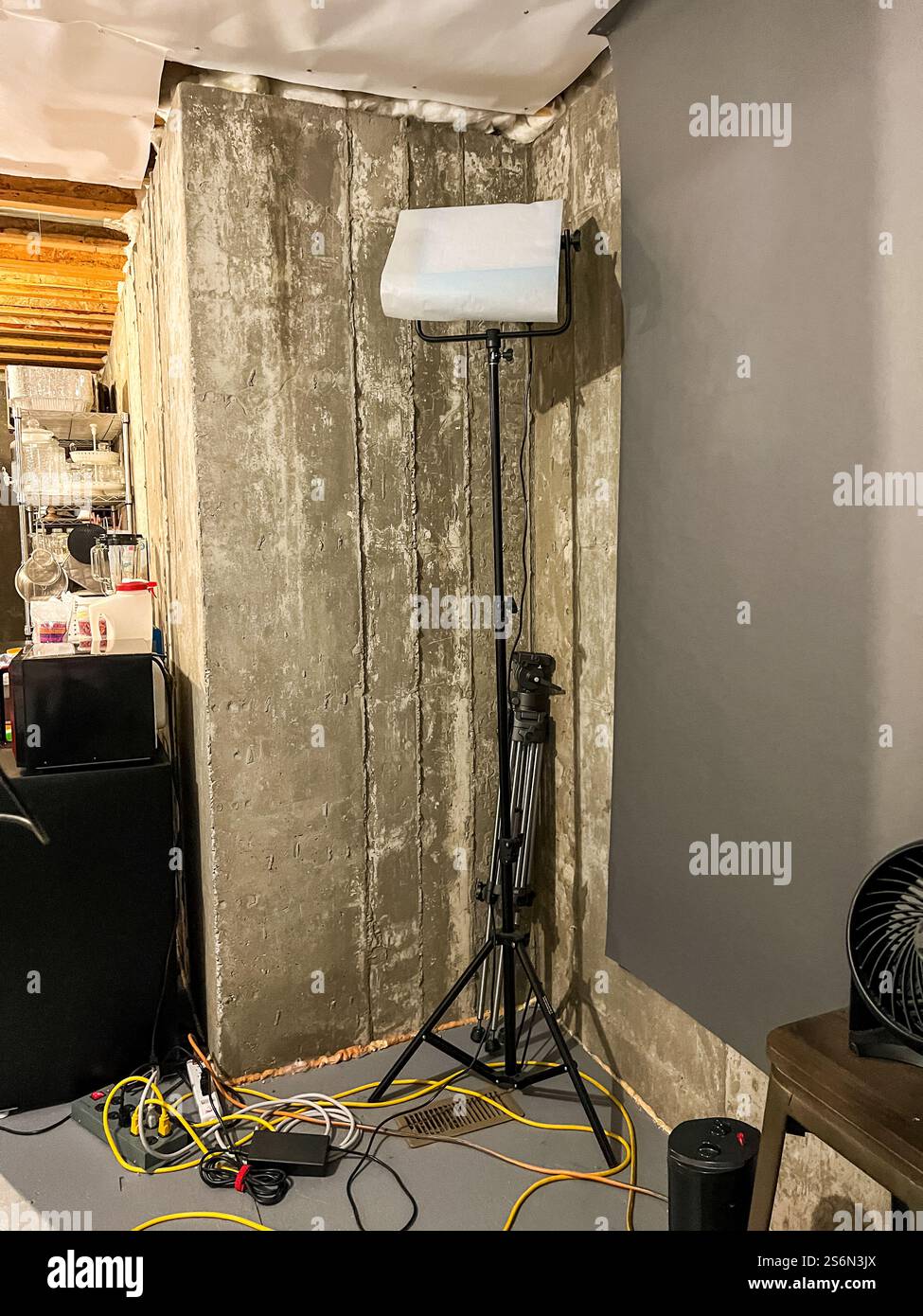 Basement Photography Setup with Lighting Equipment Stock Photo - Alamy