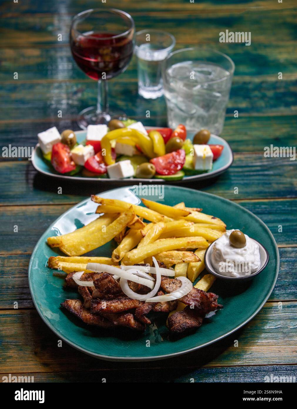 Greek gyros hi-res stock photography and images - Alamy