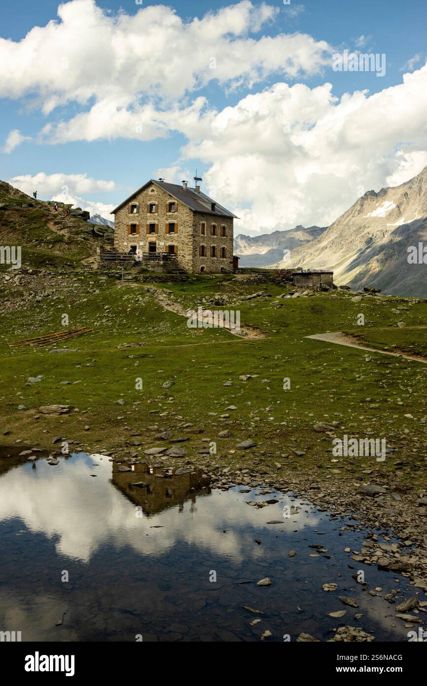Hintergrat hut hi-res stock photography and images - Alamy