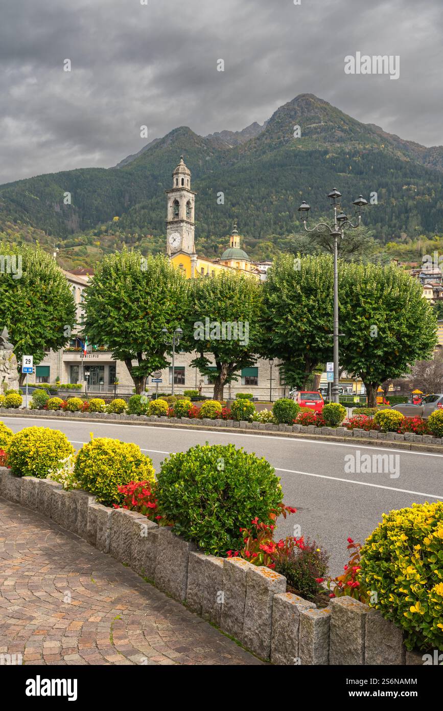 Edolo italy hi-res stock photography and images - Alamy