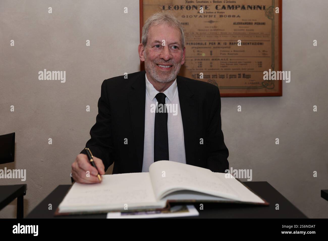 Brescia, Italia. 17th Jan, 2025. Jeffrey Scott Hangst, Laurea ...