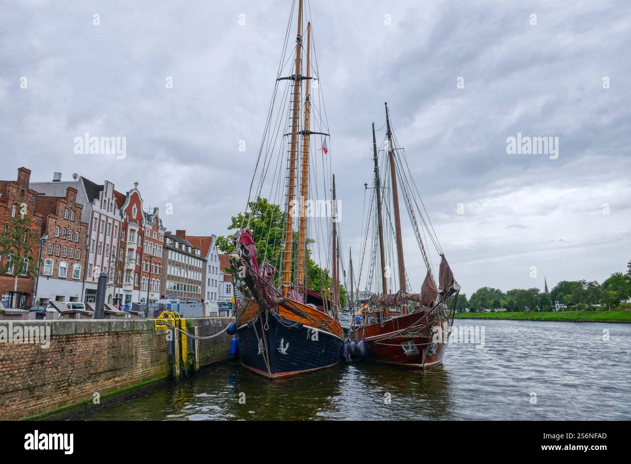 Old ships on river trave hi-res stock photography and images - Alamy