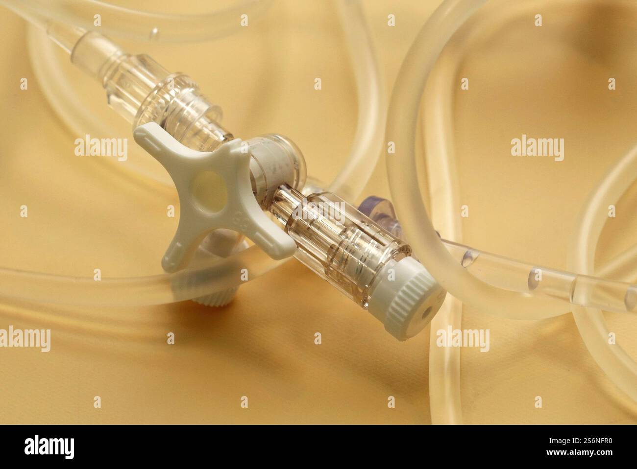 3 way stopcock hi-res stock photography and images - Alamy