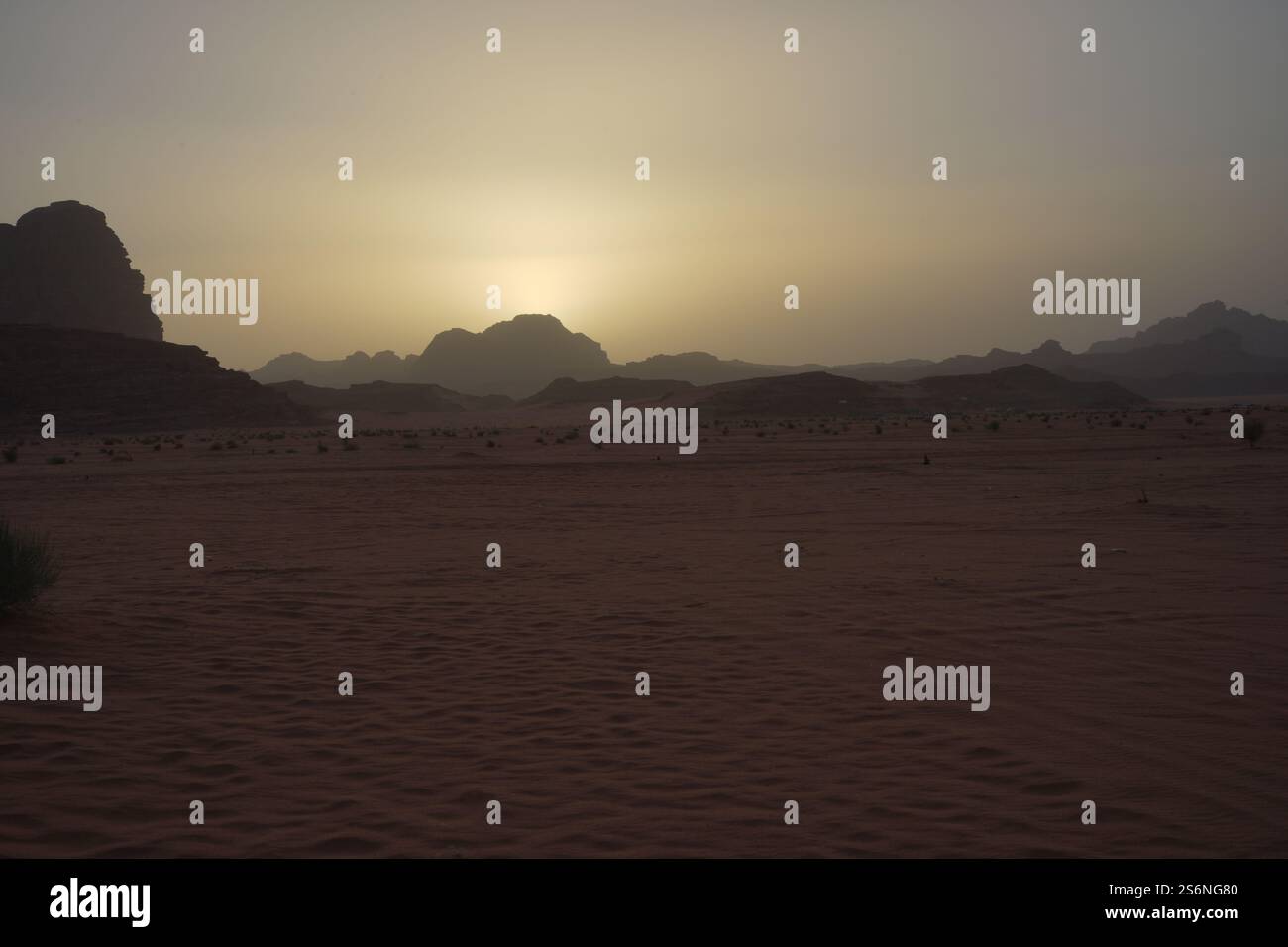 Serene desert sunset hi-res stock photography and images - Alamy