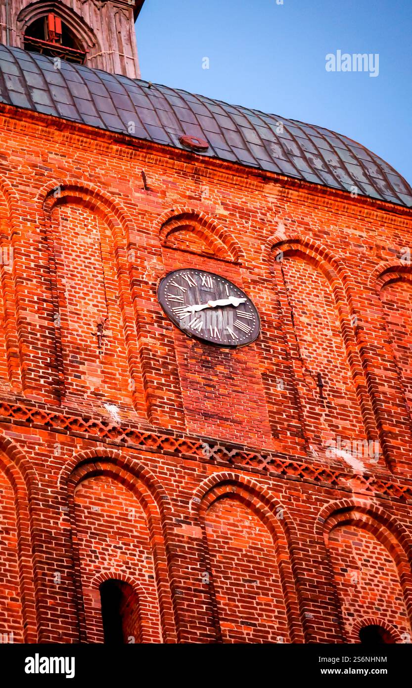 Detailed church view hi-res stock photography and images - Alamy