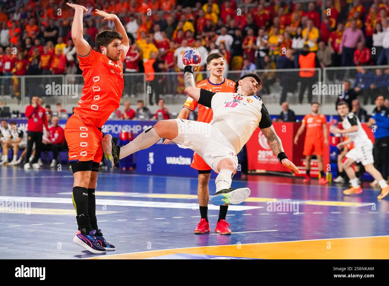Varazdin, Croatia. 17th Jan, 2025. VARAZDIN, CROATIA - JANUARY 17: Luc Steins of The Netherlands ...