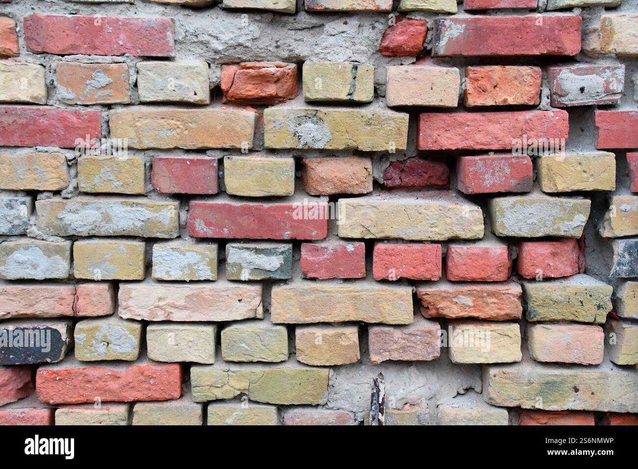 Weathered brick hi-res stock photography and images - Alamy