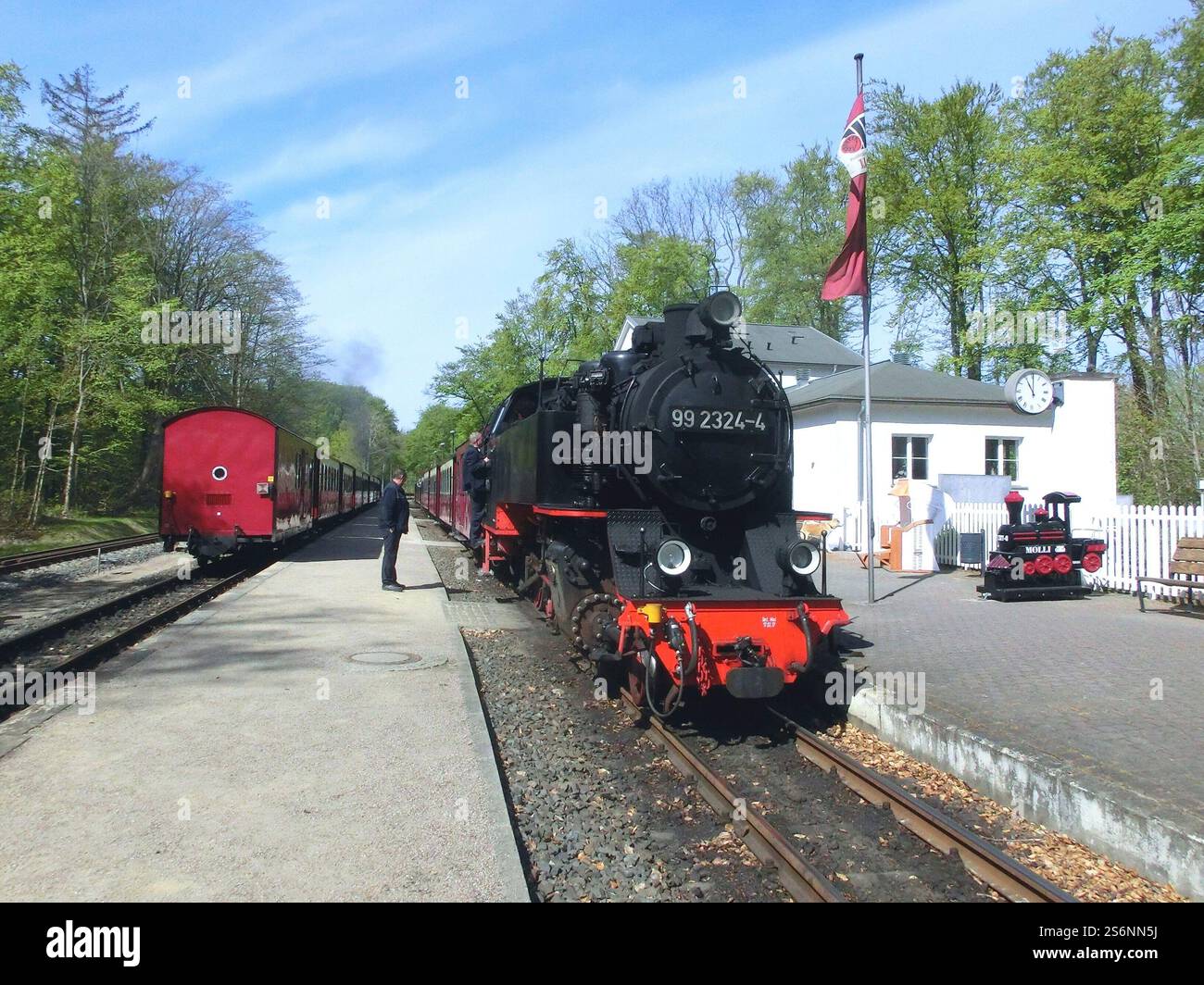 Small passenger train hi-res stock photography and images - Alamy