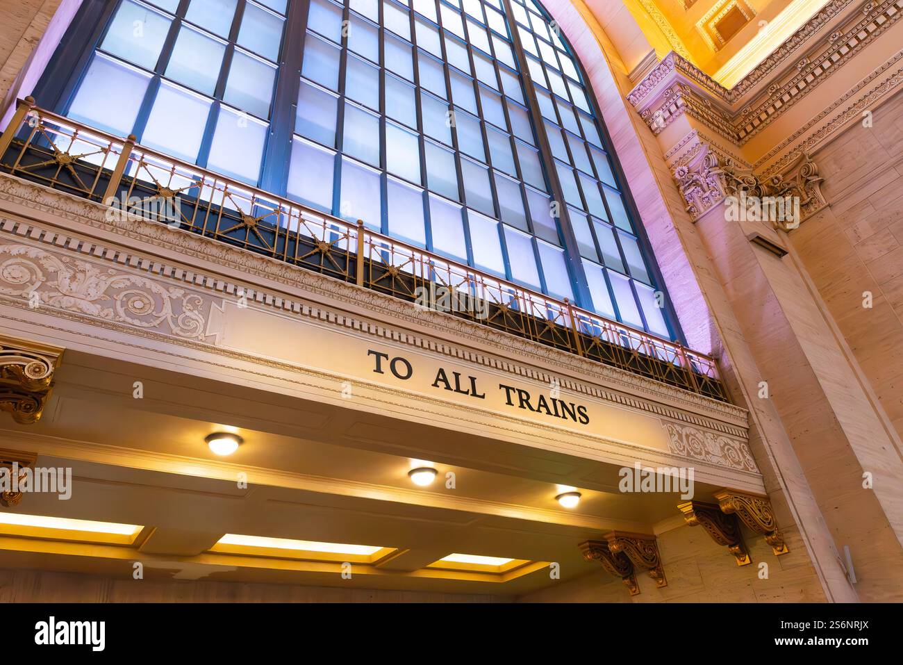 "To All Trains" signage at Union Station in Chicago, Illinois, USA ...
