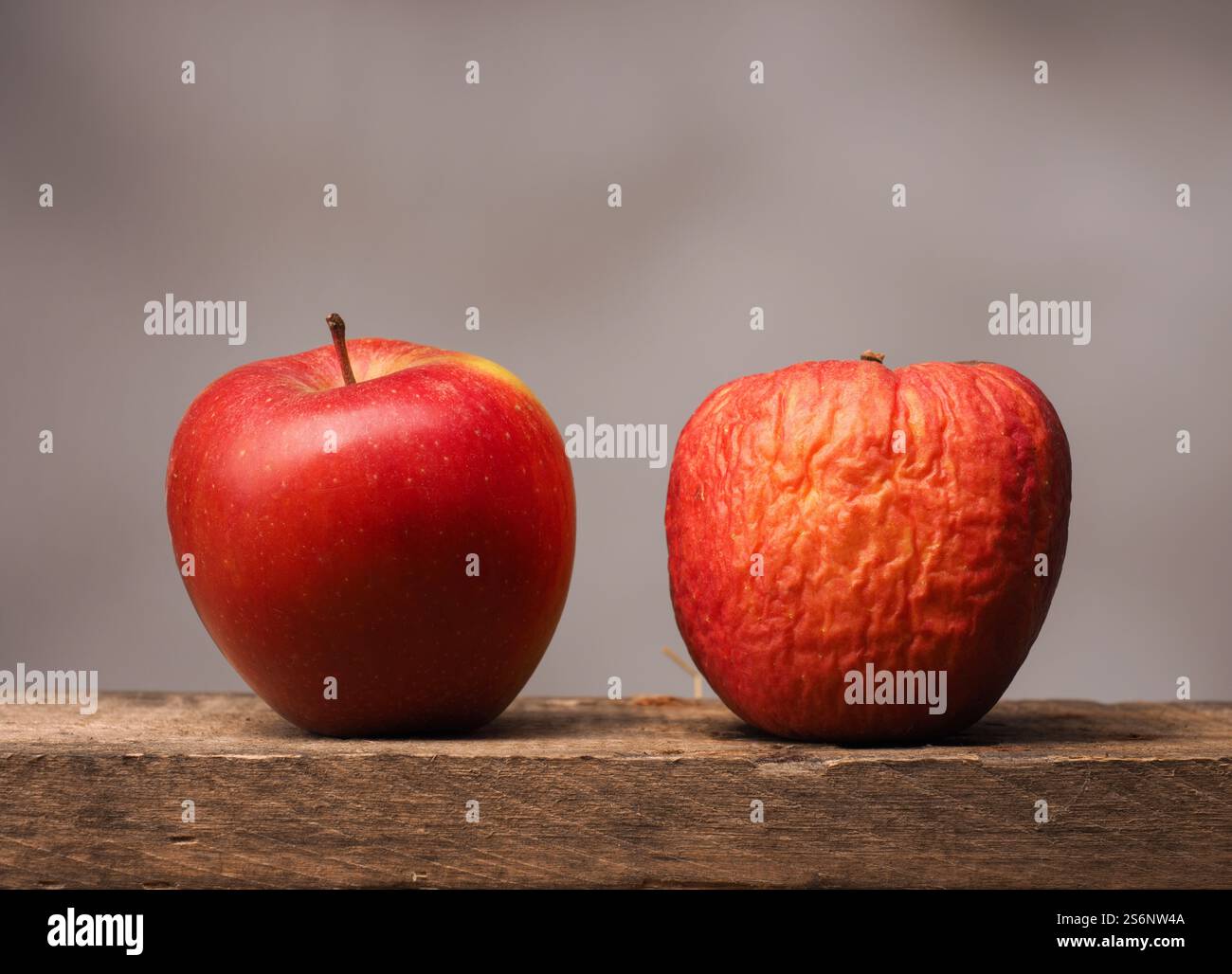 Rustic red apple extreme close hi-res stock photography and images - Alamy