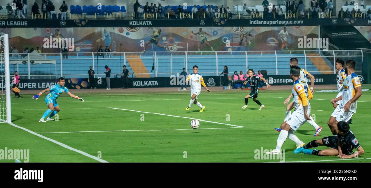 Kolkata, India. 15th Jan, 2025. ISL 2024-25: Mohammedan Sporting rides on stoppage-time double ...