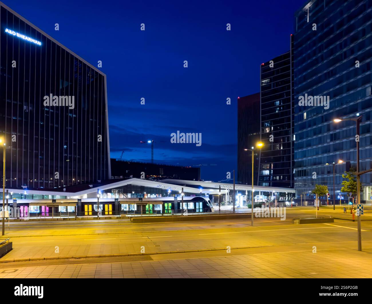 Mudam and the Infinity Center on the Kirchberg Plateau, an interplay of ...
