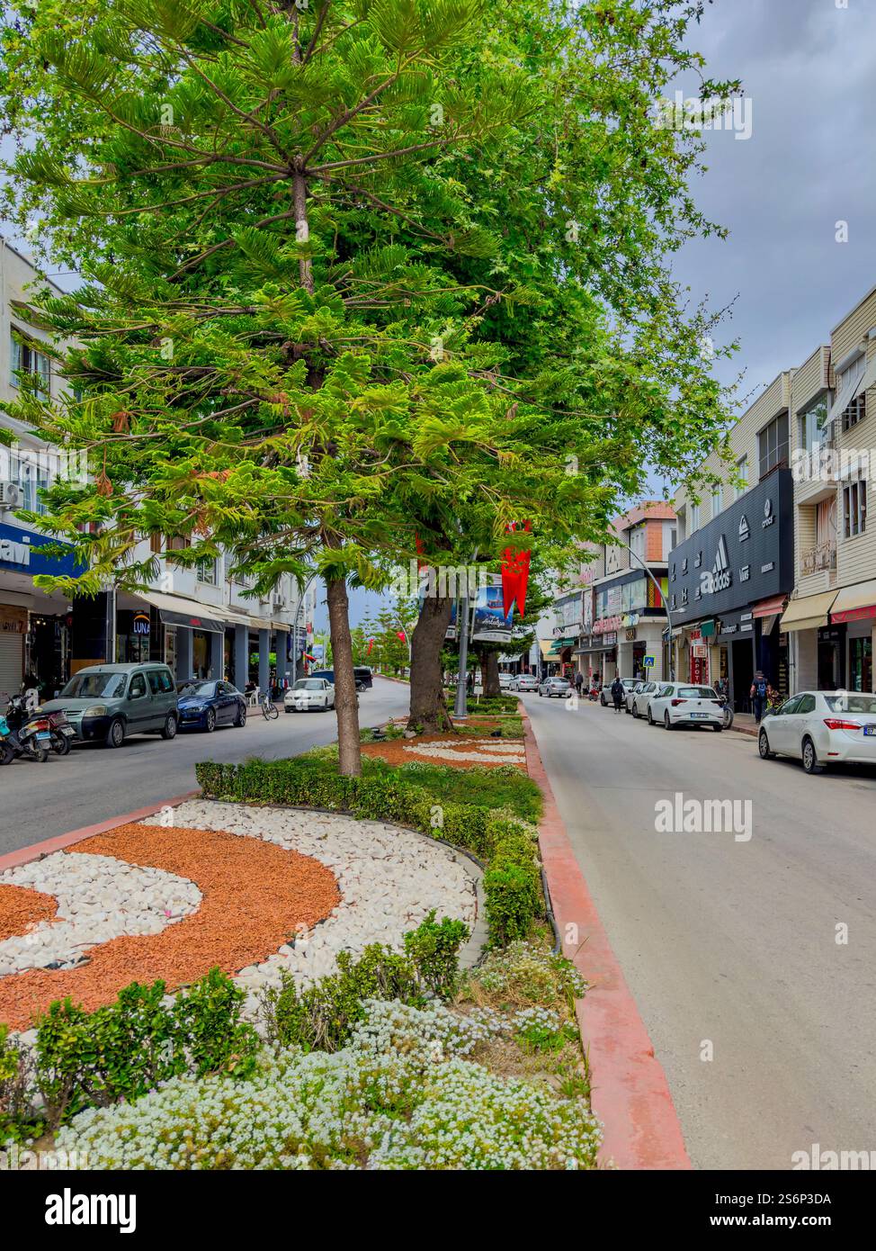 City center with stores and people shopping, Kemer, Antalya, Turkey ...