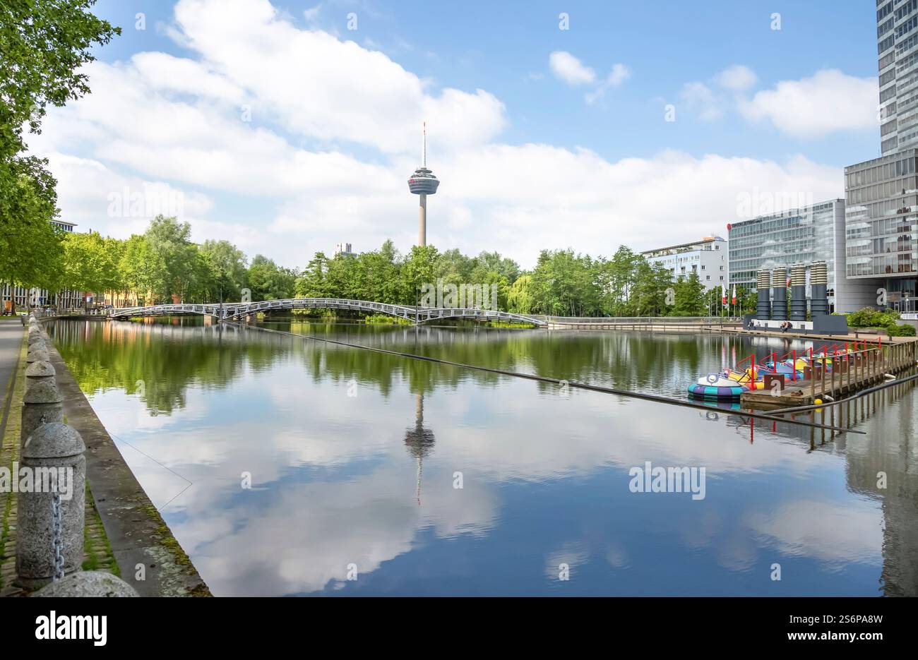 Cologne, lake at the viaduct in the Mediapark with television tower ...