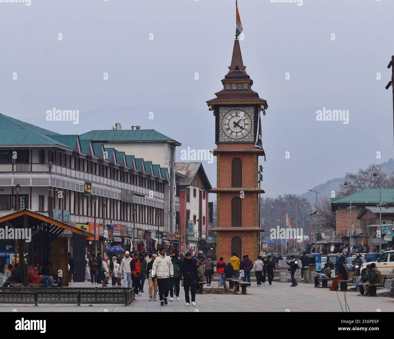 Srinagar, India. 17th Jan, 2025. View of the Iconic Clock Tower know as ...